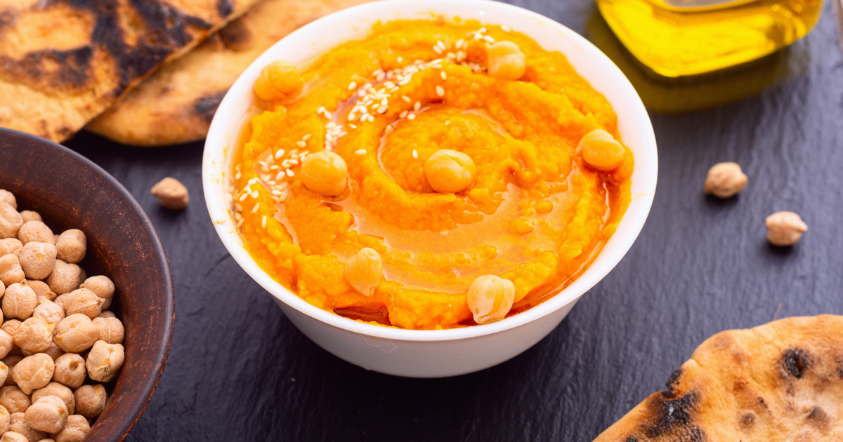 Orange und süß: So geht Karotten-Hummus | Utopias Rezeptwelt