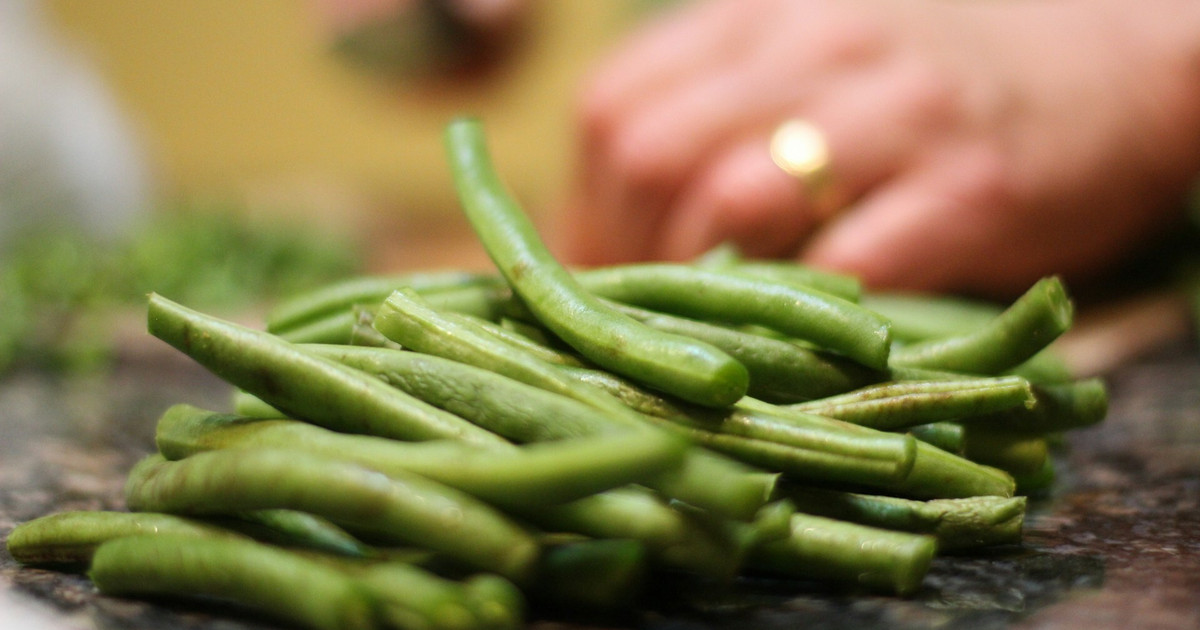 Grüne Bohnen asiatische Art: Ein würziges Frittier-Rezept | Utopias ...